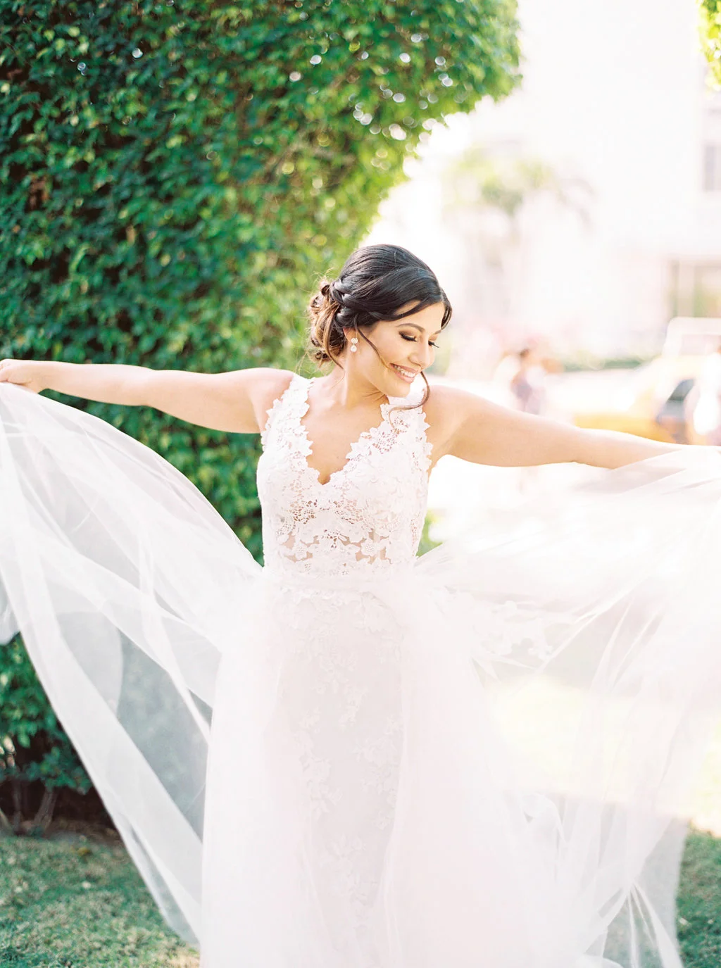 Michelle March - Luxury Wedding Photography and Cinematography