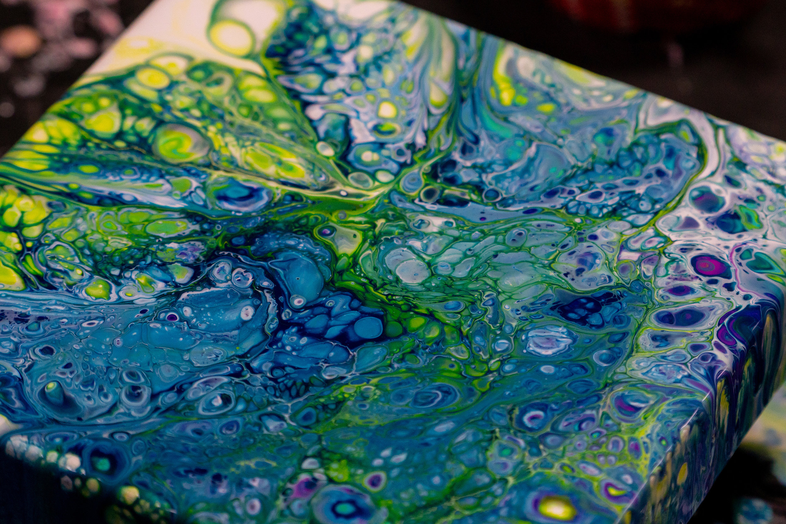 Amsterdam Pouring Medium — Royal Talens North America