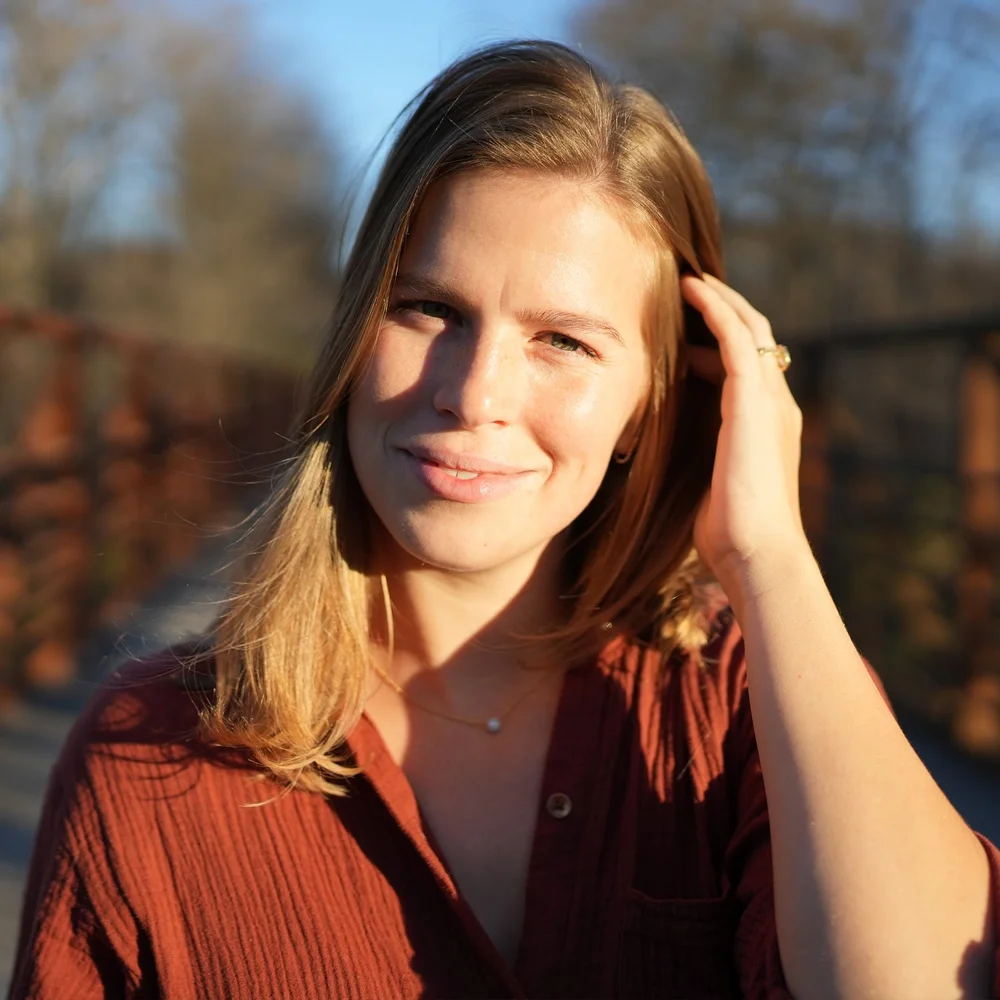 Stephanie Thomson — Royal Talens North America