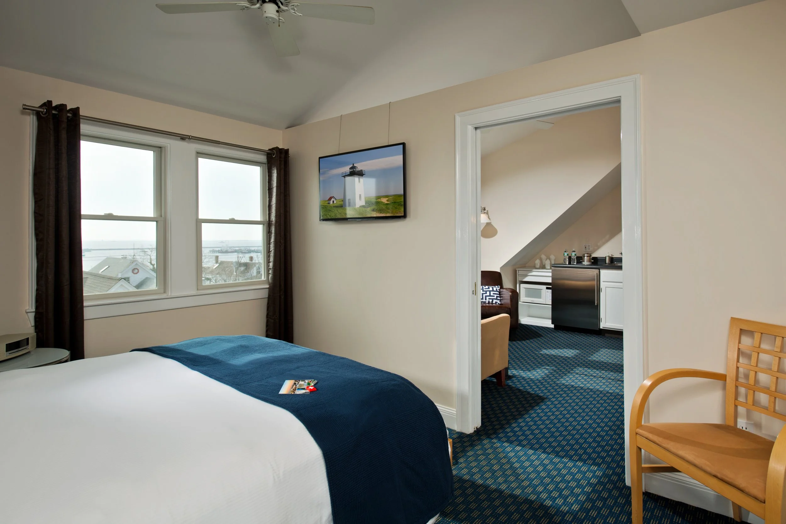 8 Dyer Hotel + The Benchmark