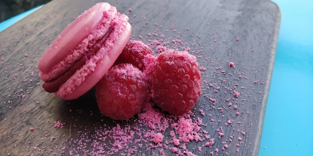 Raspberry and Cream Macarons — London French Patisserie & Experience