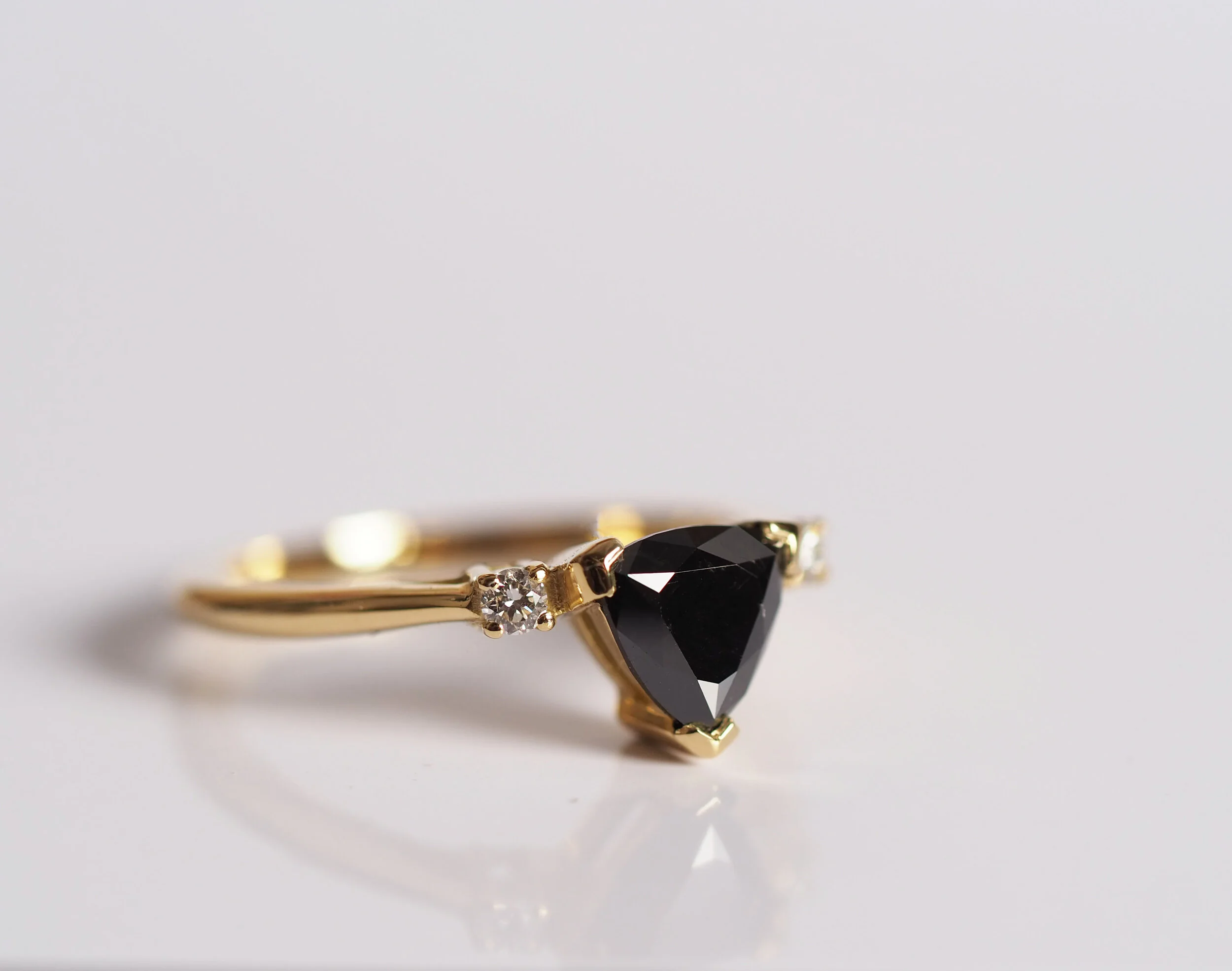 Triangle shaped black diamond engagement ring in yellow gold — Edward ...