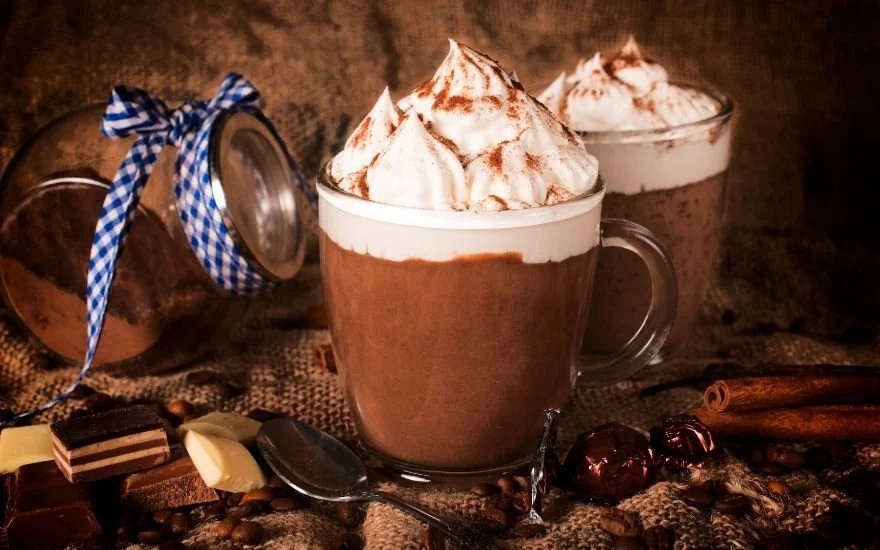 Amaretto, Irish Cream, or Mezcal? The Best Hot Chocolate Pairings — The ...