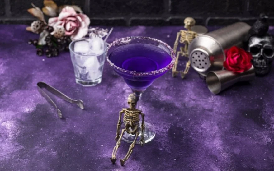 5 Easy Halloween Cocktails — The Three Drinkers