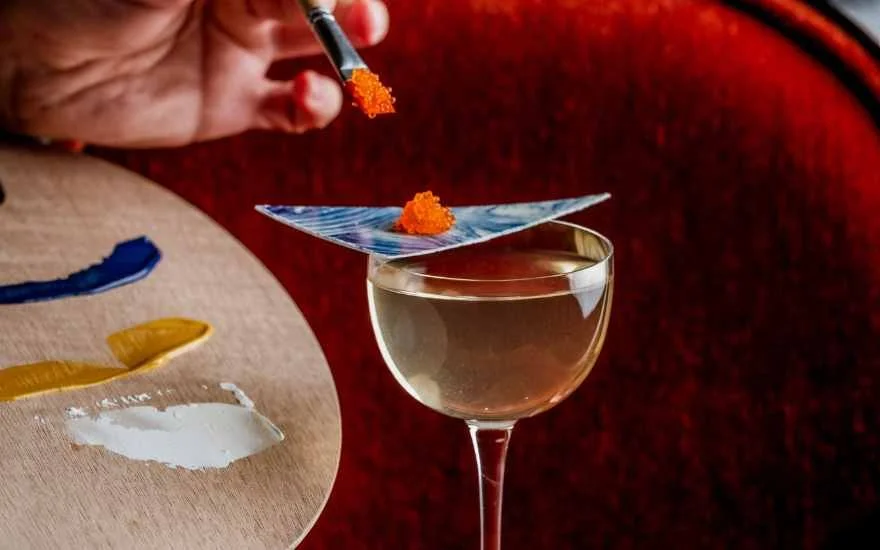 GŎNG: Western Europe’s Highest Hotel Bar — The Three Drinkers