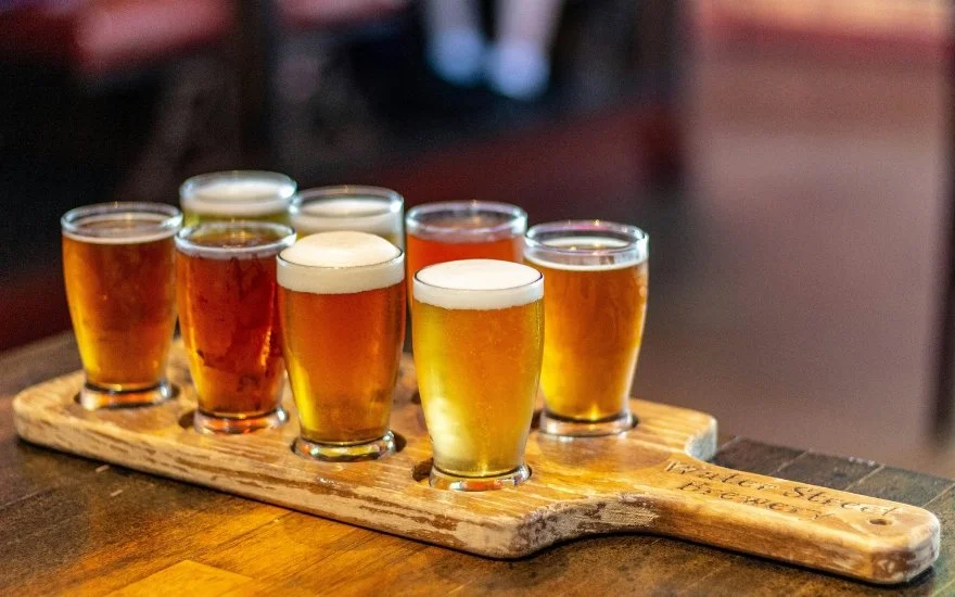 Ale vs Lager: What's the Difference? — The Three Drinkers