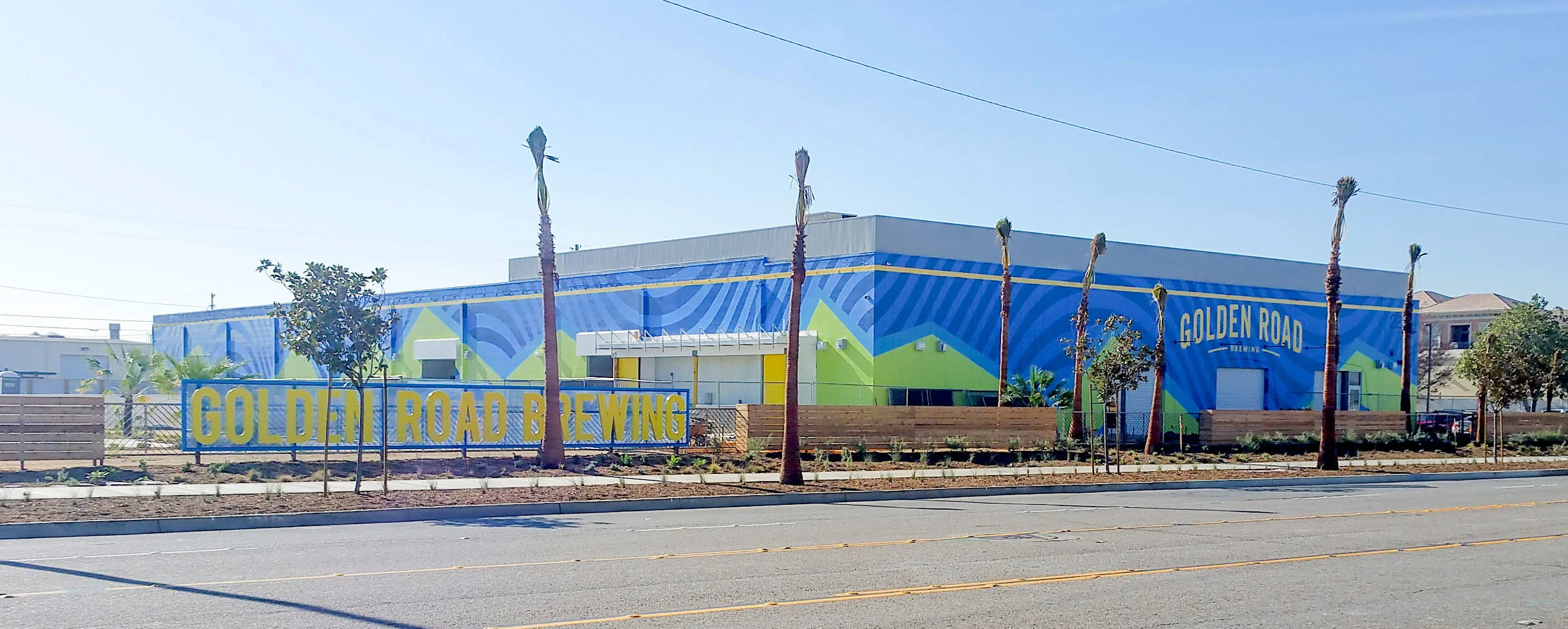 Completion photos from our 2017 supergraphics project - Golden Road ...