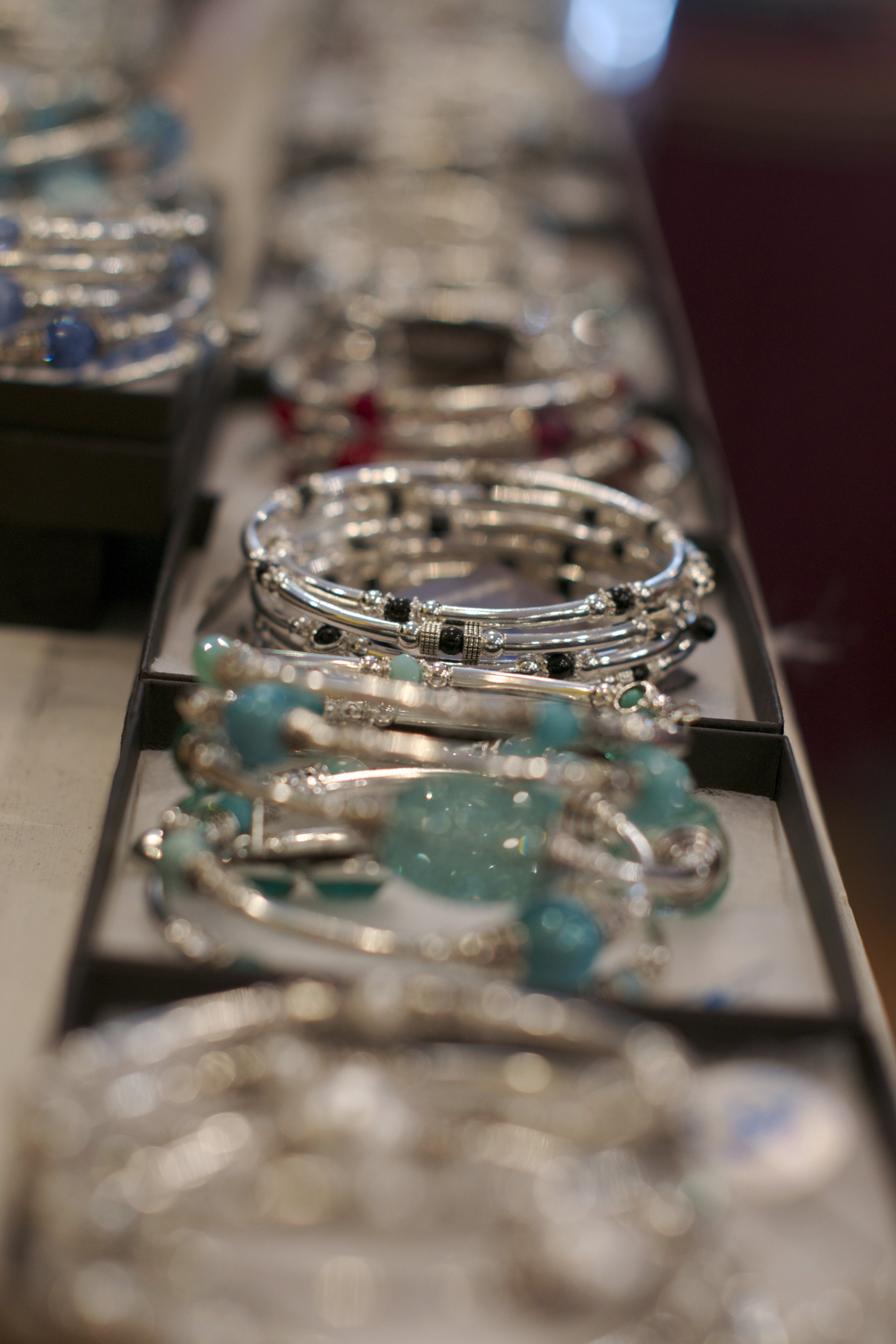 Uber-Cool Urban Threadz — MARITIMES MAVEN