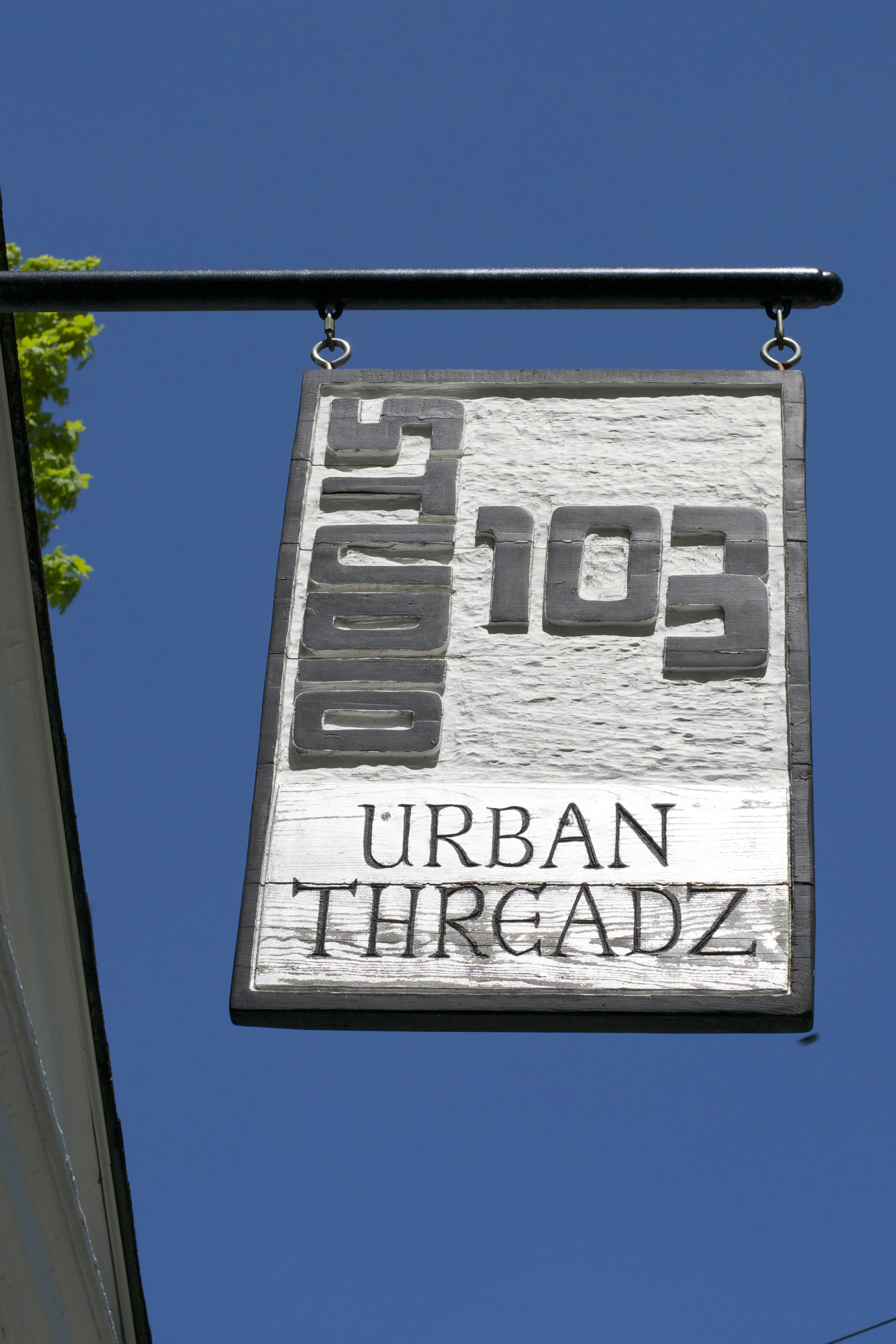 Uber-Cool Urban Threadz — MARITIMES MAVEN