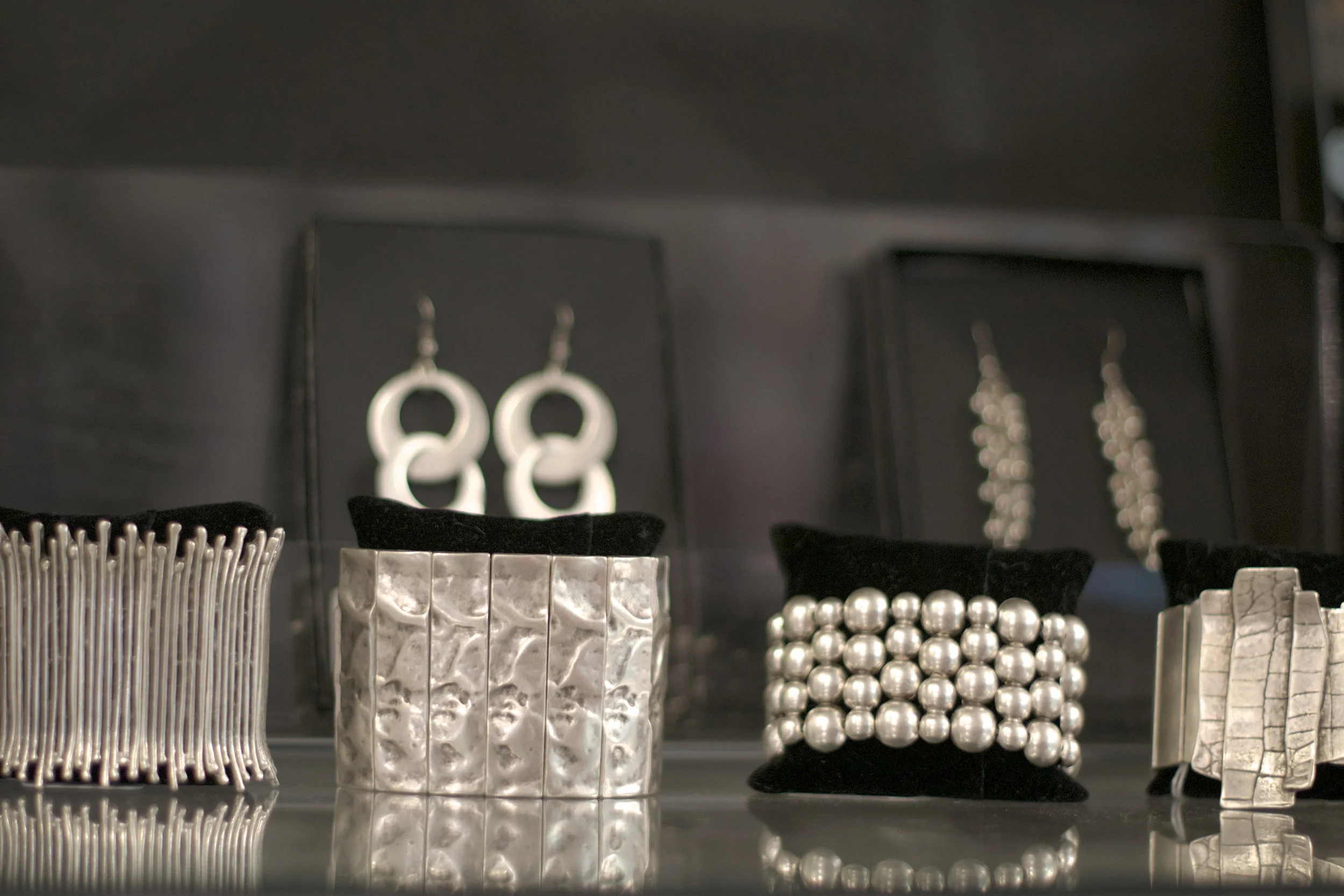 Uber-Cool Urban Threadz — MARITIMES MAVEN