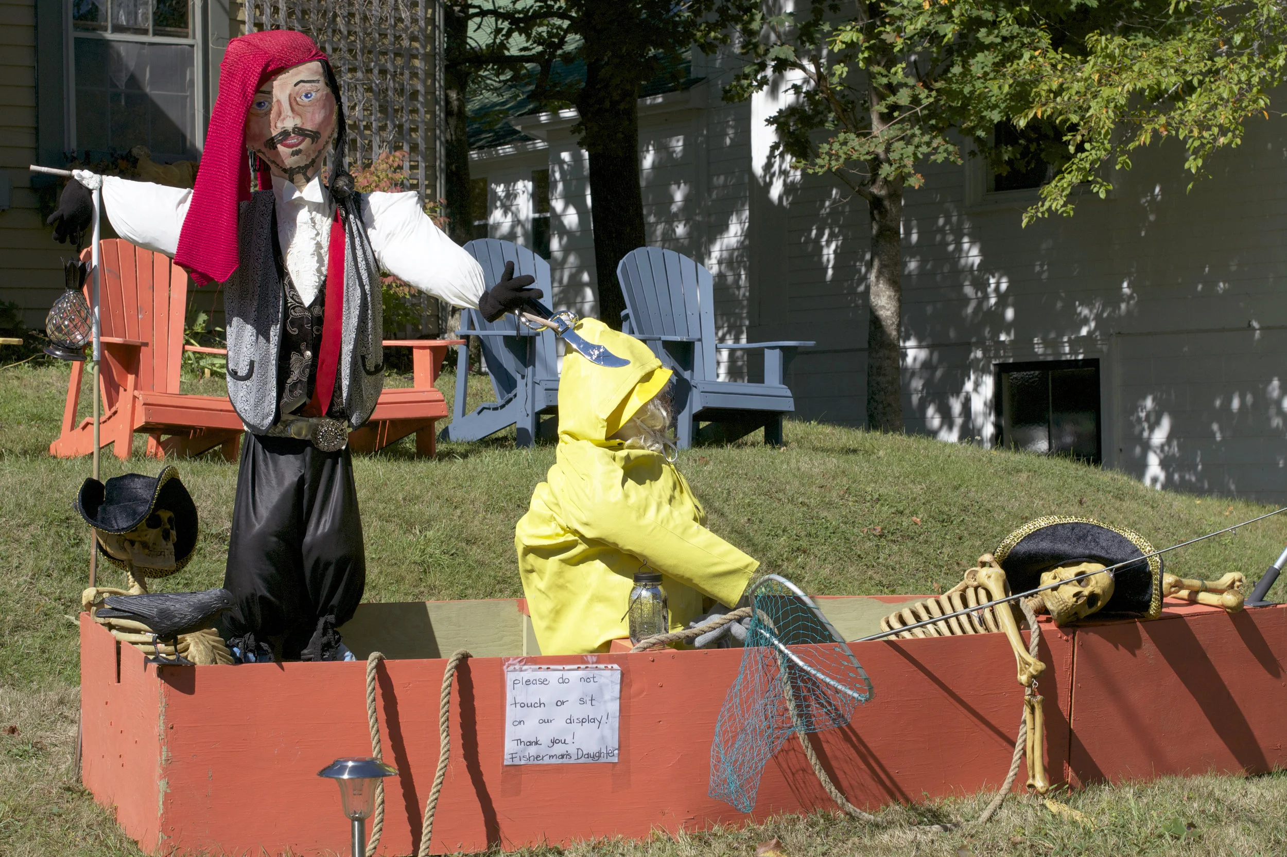 Mahone Bay Scarecrow Festival — MARITIMES MAVEN