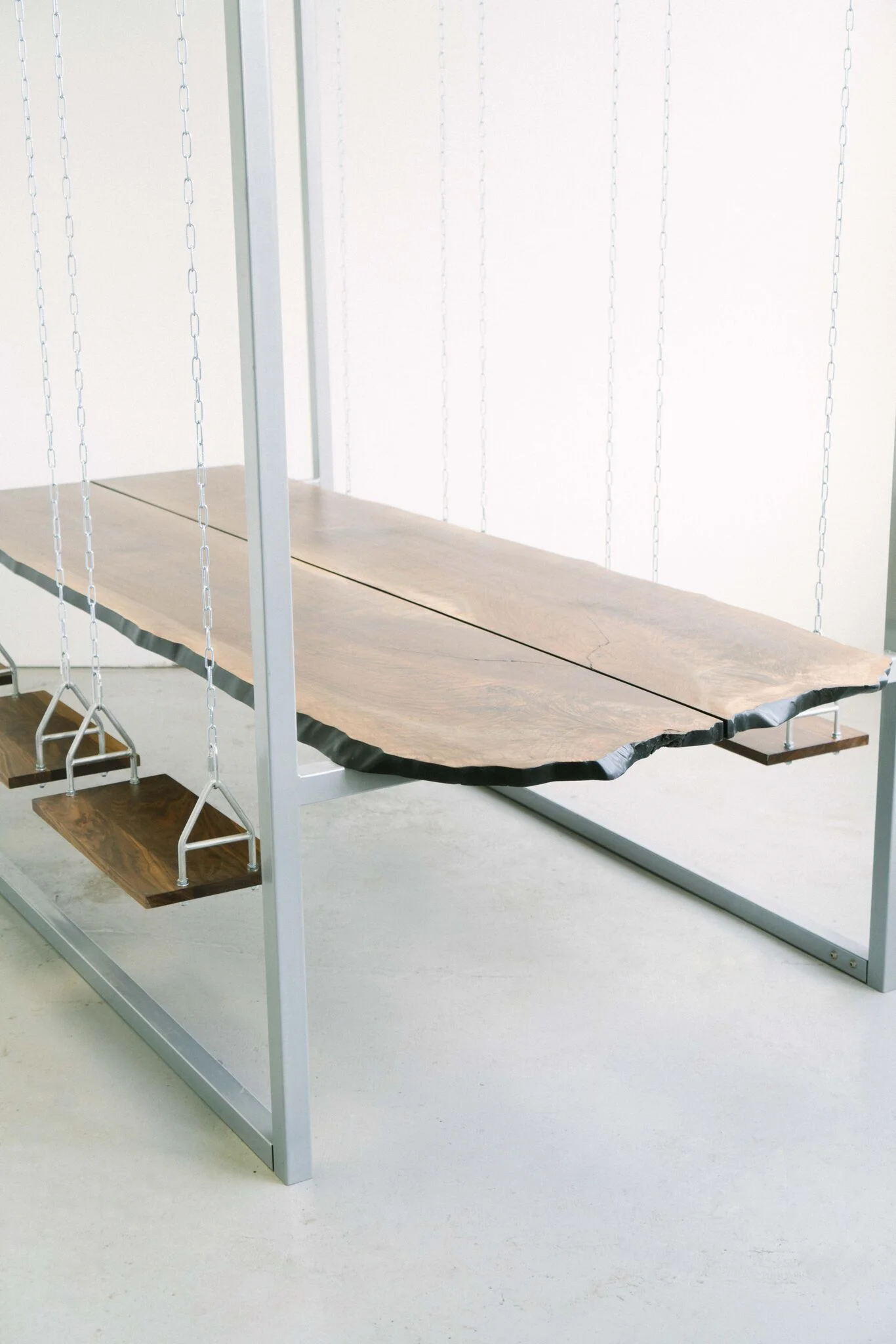 SWING TABLES