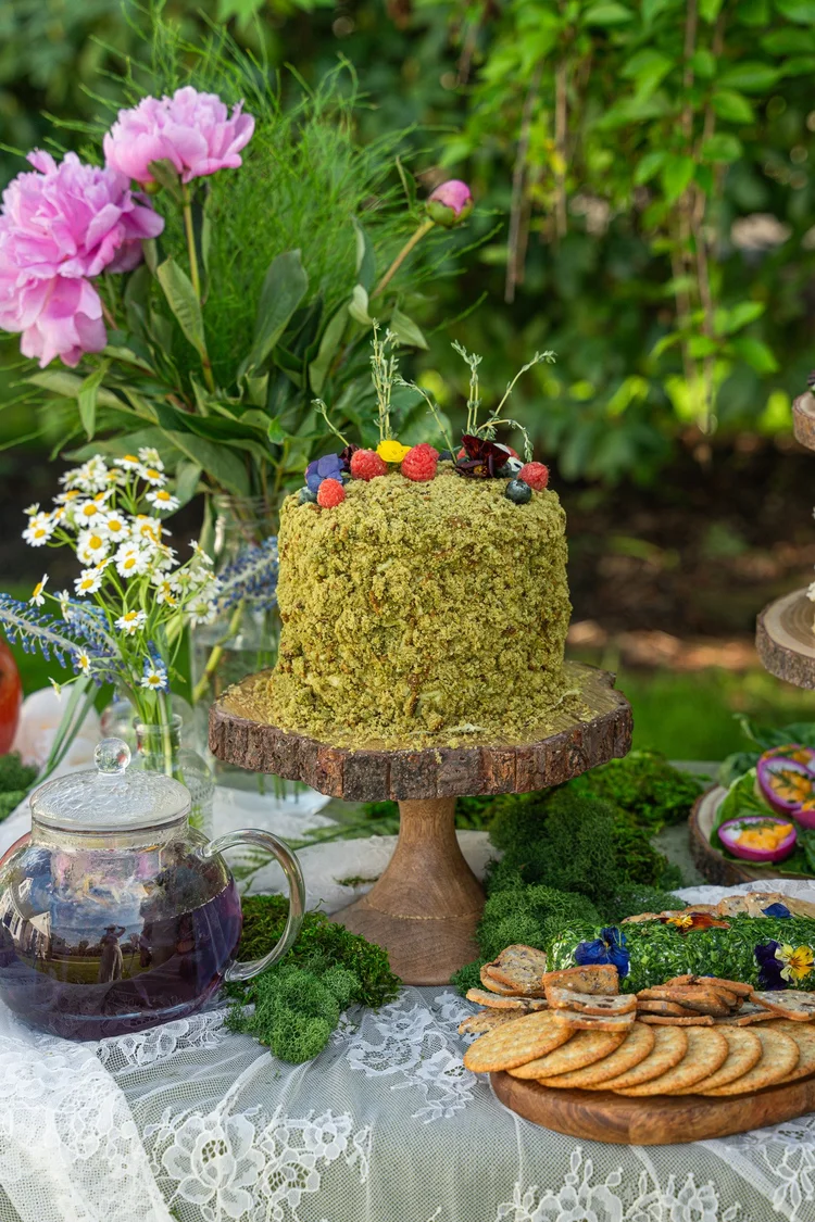 Forest Moss Cake — My Moonstone Kitchen