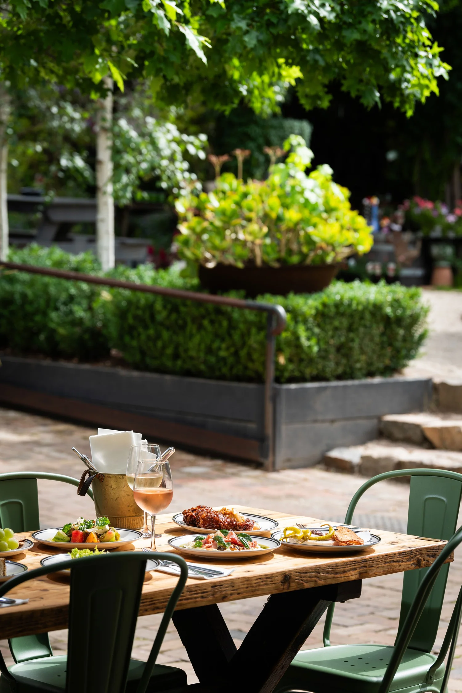 Eat & Drink — visit Jugiong