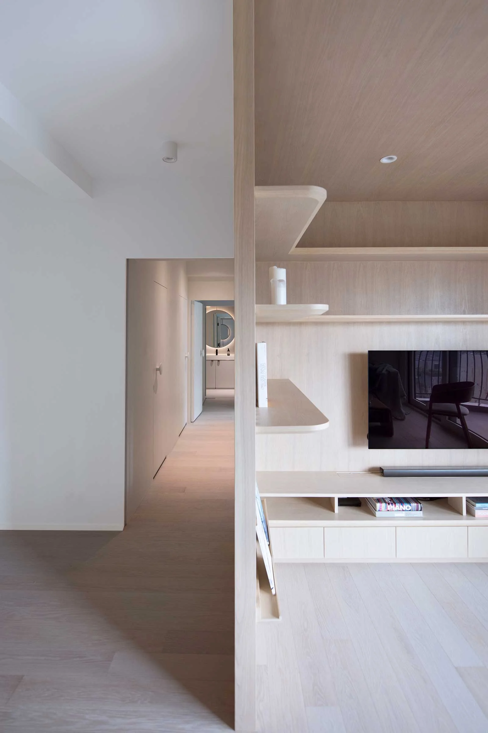 An Urban Cocoon in Hong Kong — Design Anthology