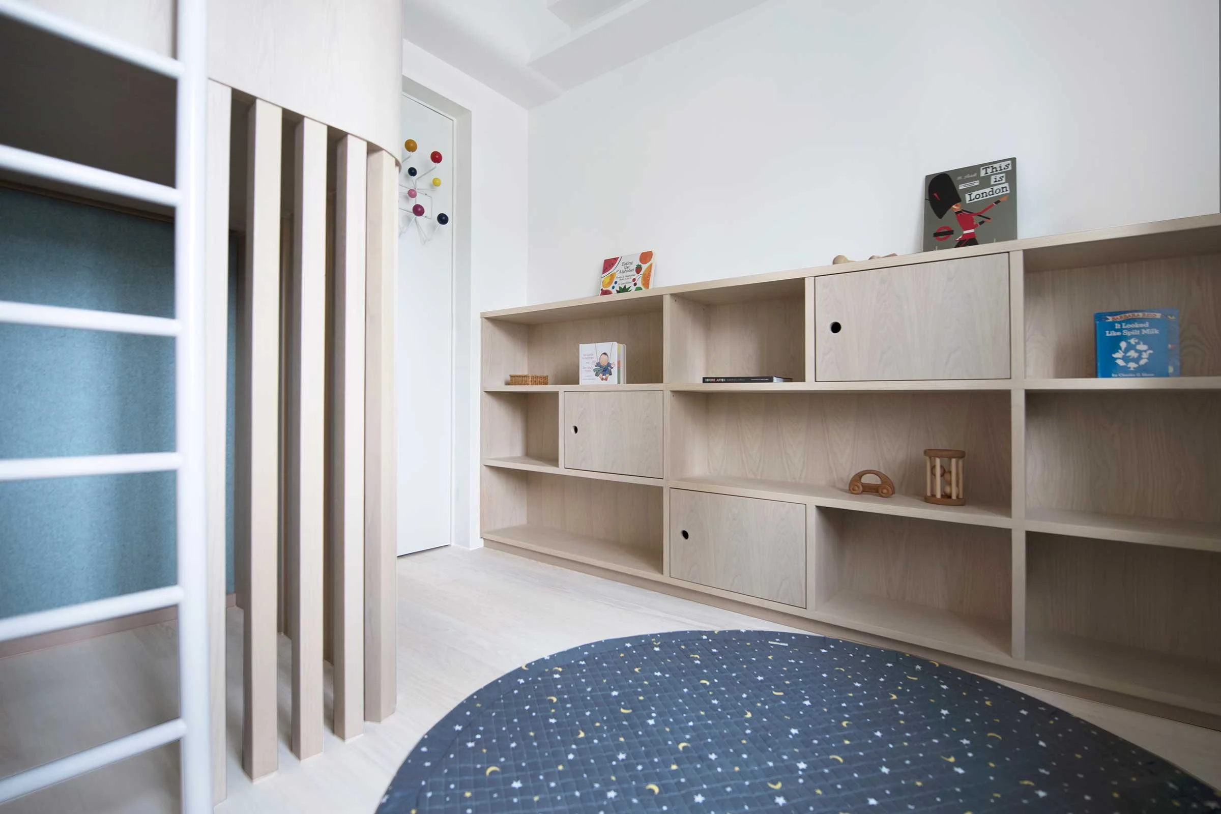 An Urban Cocoon in Hong Kong — Design Anthology