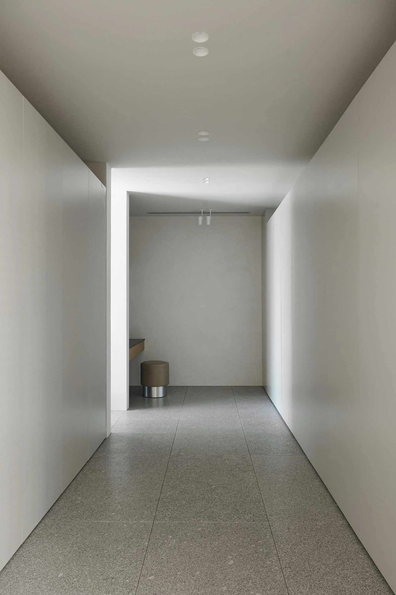 A Light-filled Home Lies Behind This Monolithic Facade — Design Anthology