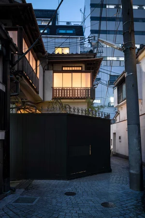 A Micro-Hotel in the Heart of Tokyo — Design Anthology
