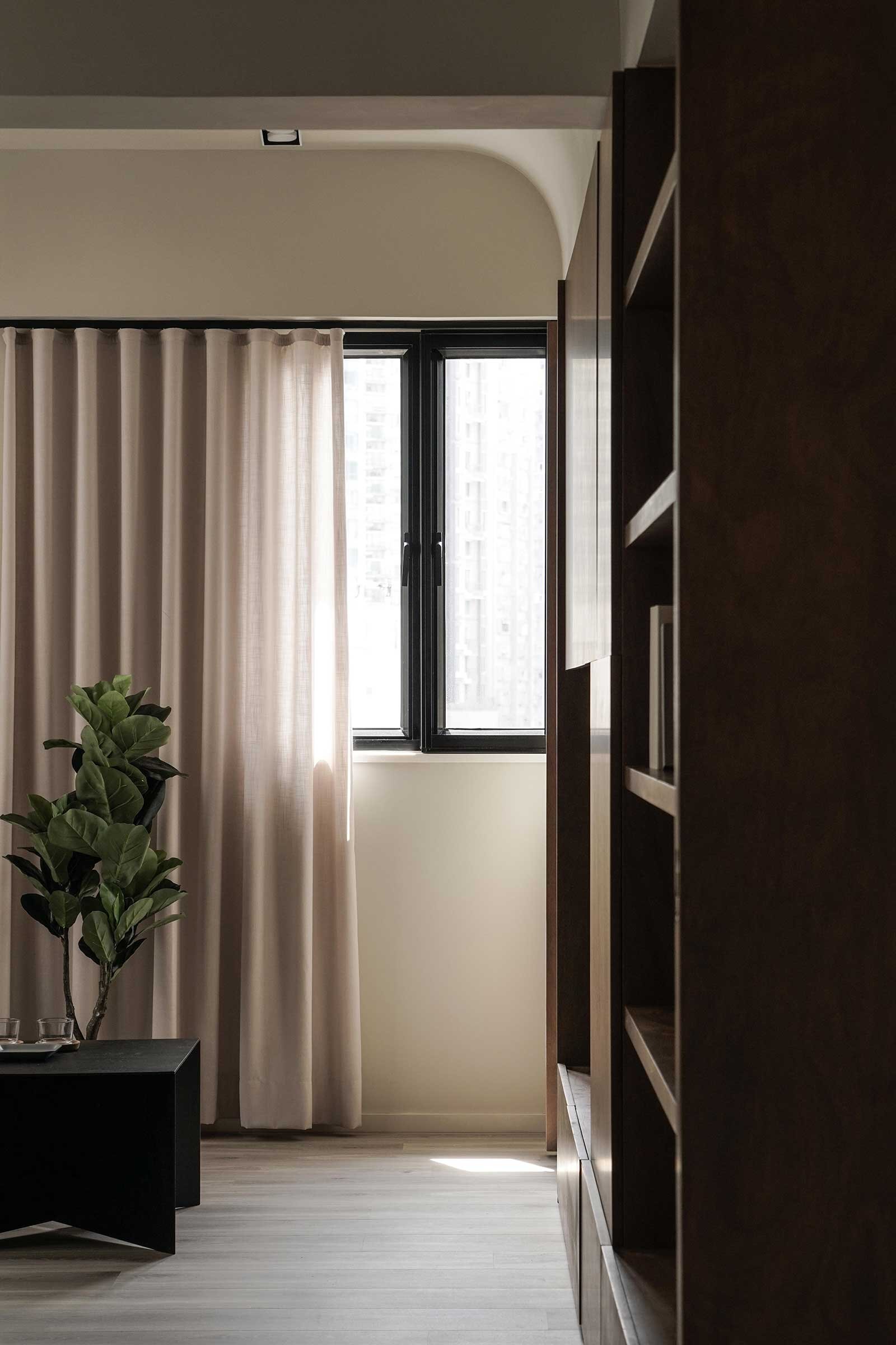A Simple and Sophisticated Mid-Levels Apartment — Design Anthology
