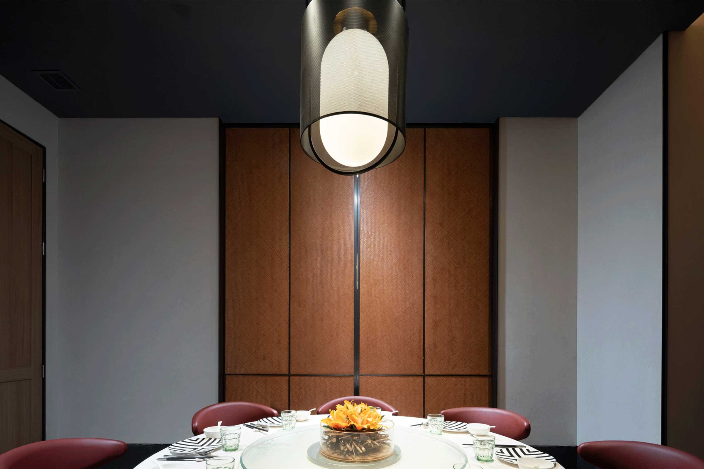 Sichuan Culture and Industrial Elements Meet at Da Ya Li Restaurant ...