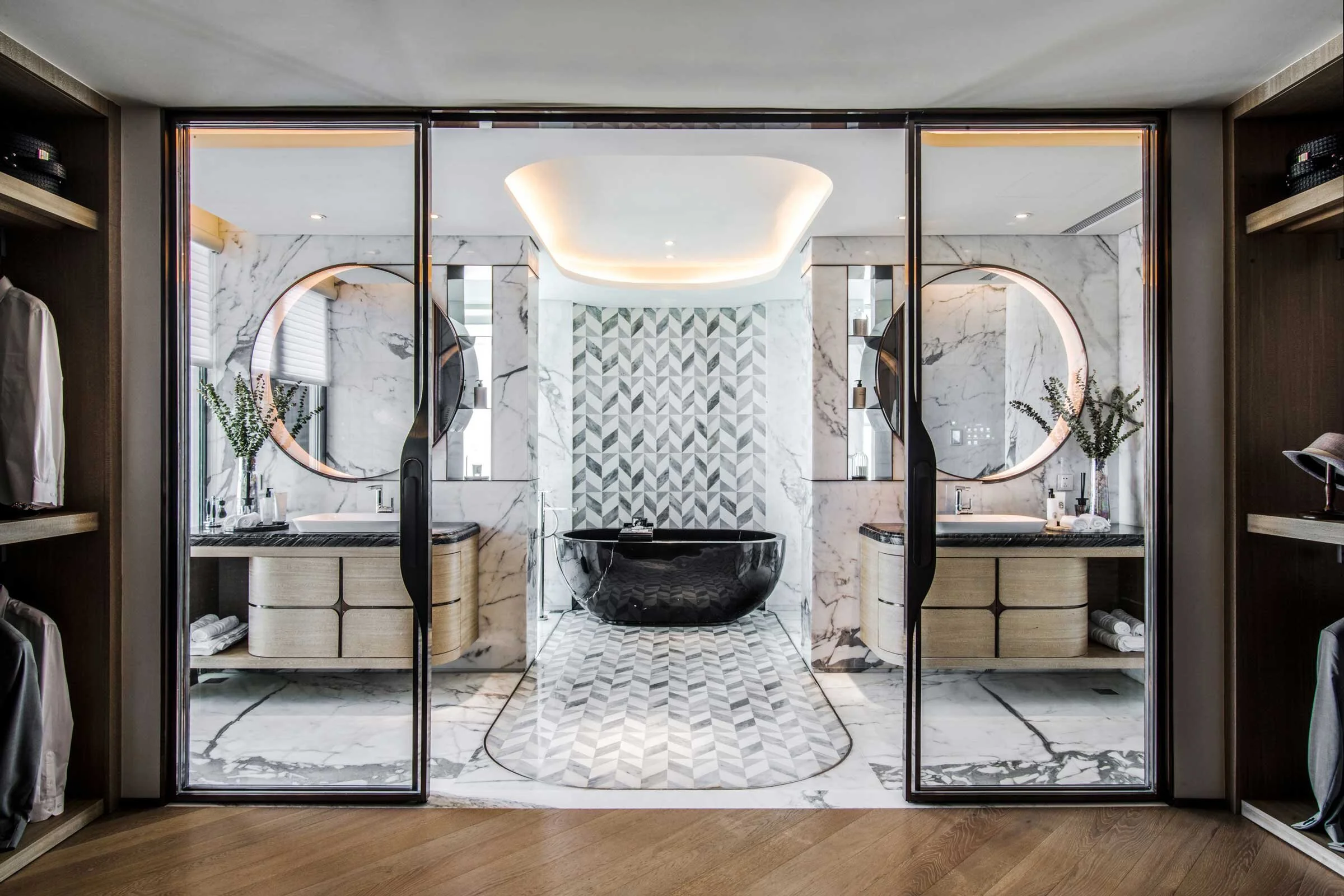 A Curvaceous Coastal Apartment — Design Anthology