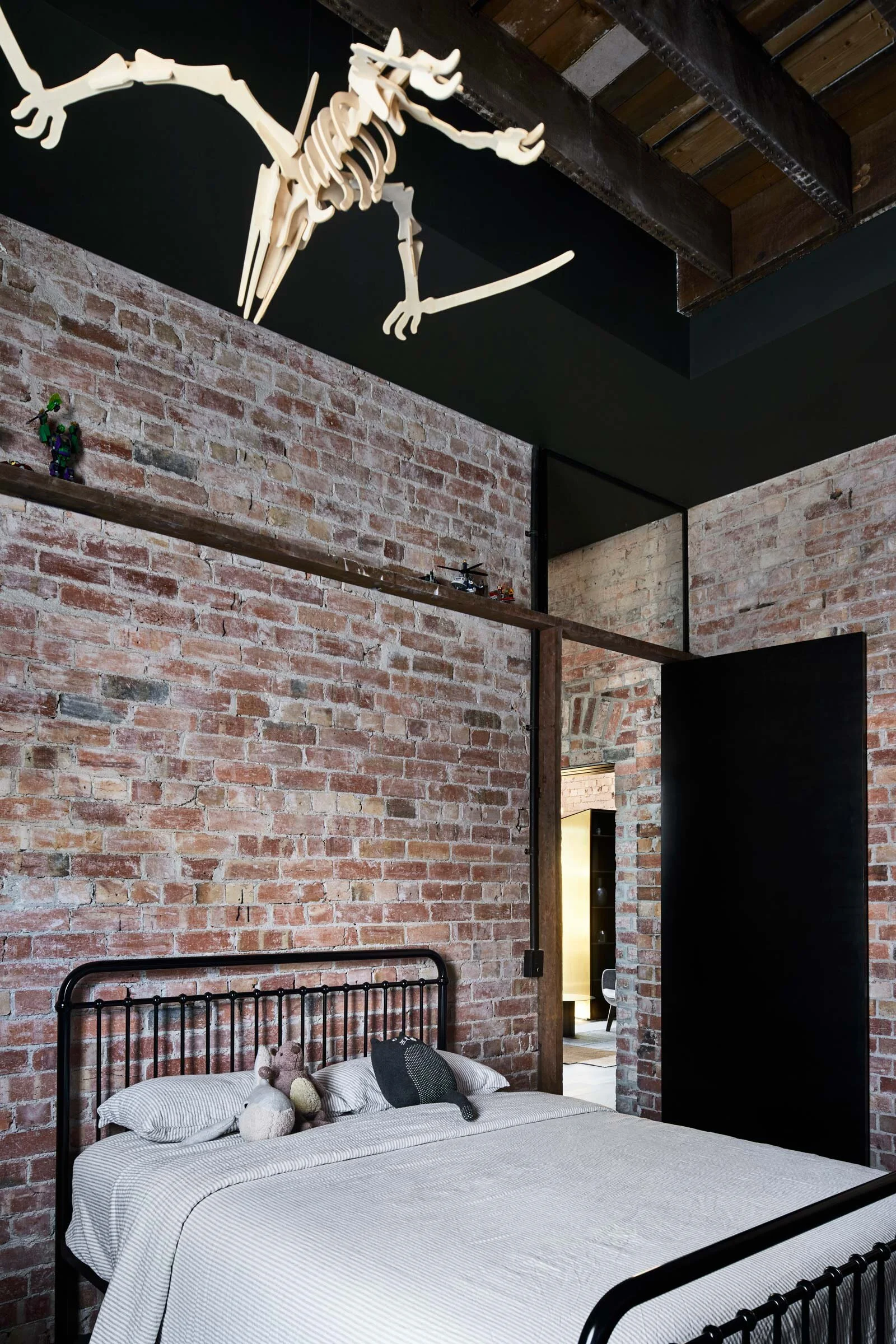 A Home That Honours its Industrial Heritage — Design Anthology
