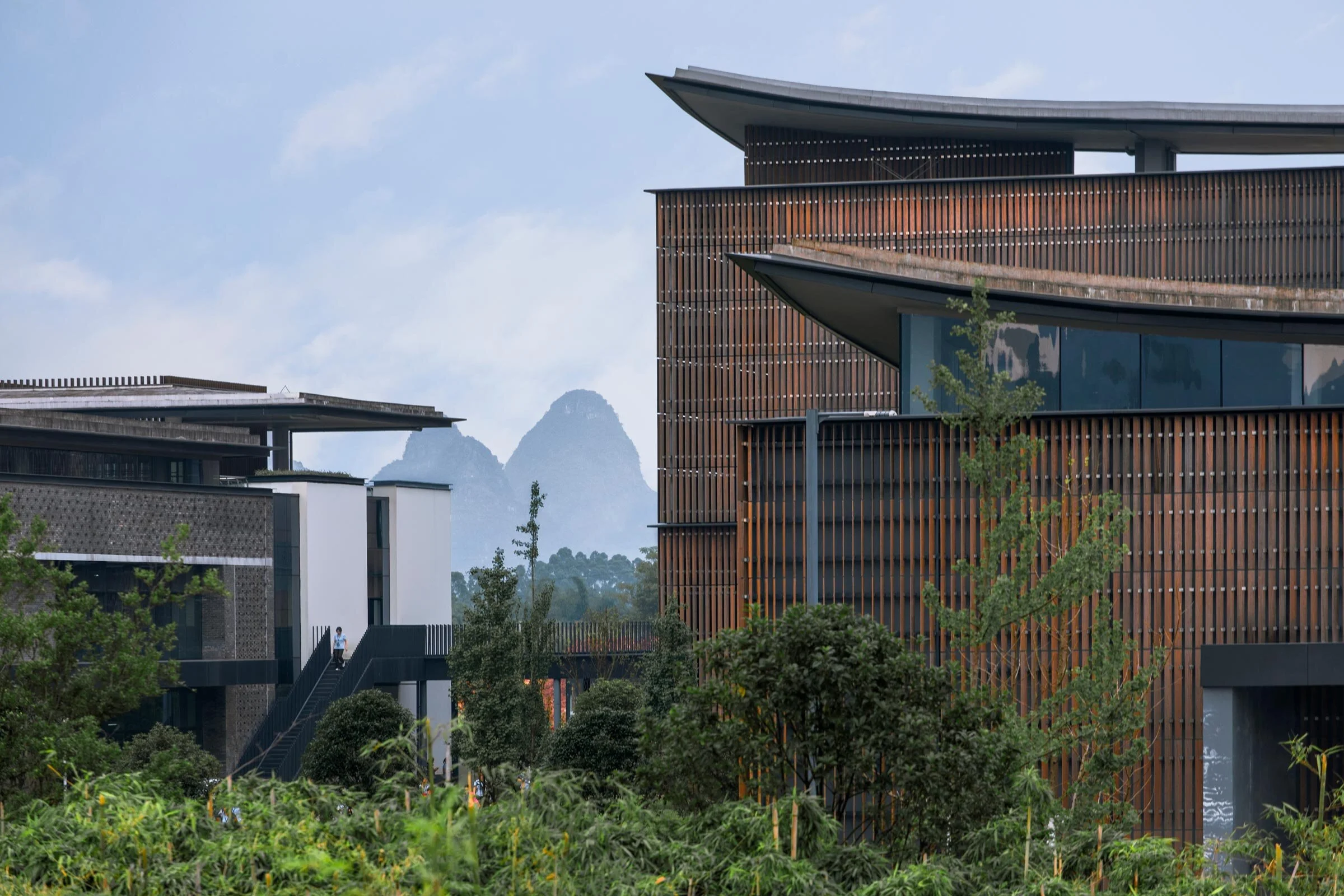 A Textile Factory That Weaves Together Sustainability and Industry ...