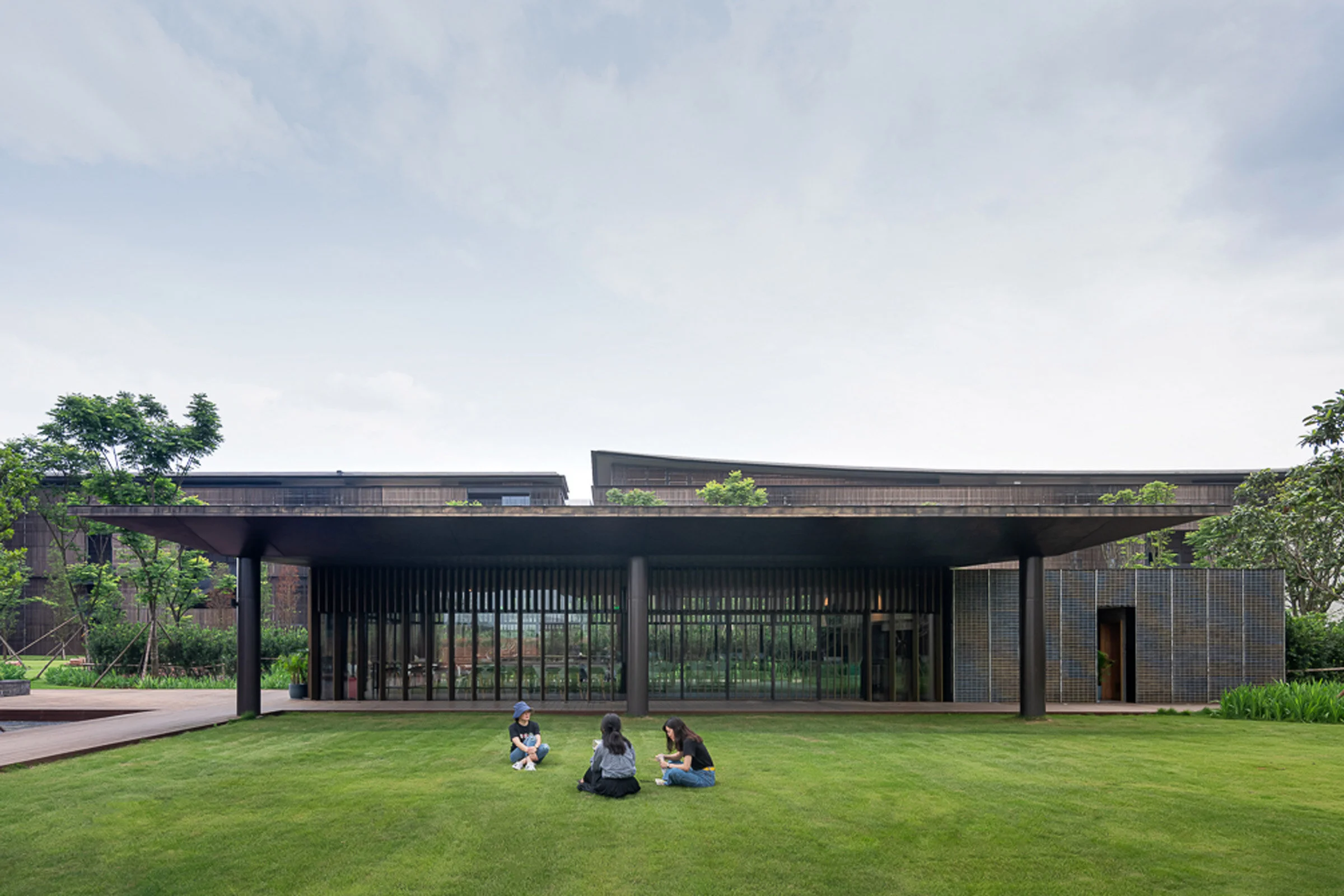 A Textile Factory That Weaves Together Sustainability and Industry ...