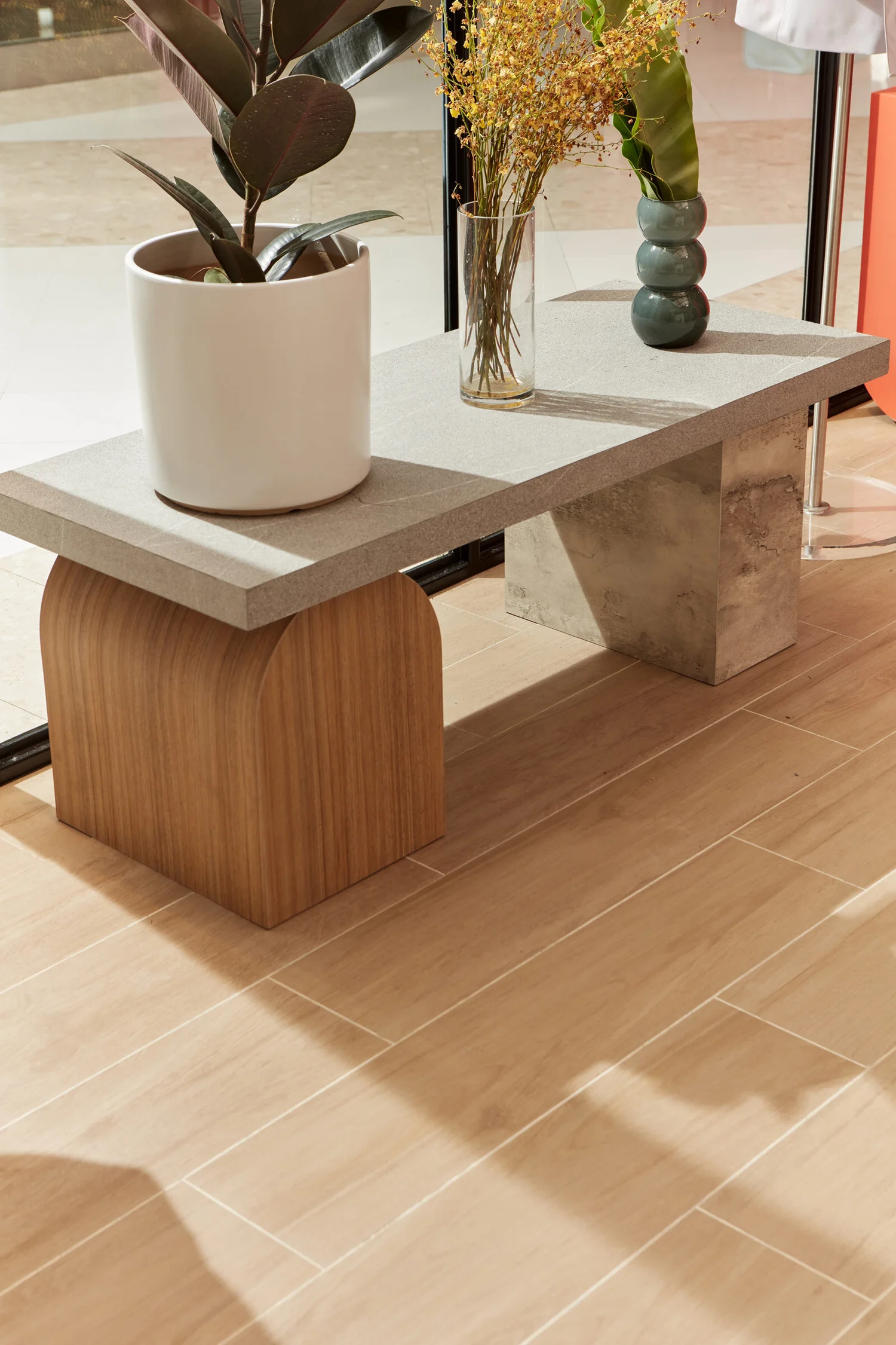 Everyday Apparels’ Subtle, Serene Retail Space — Design Anthology
