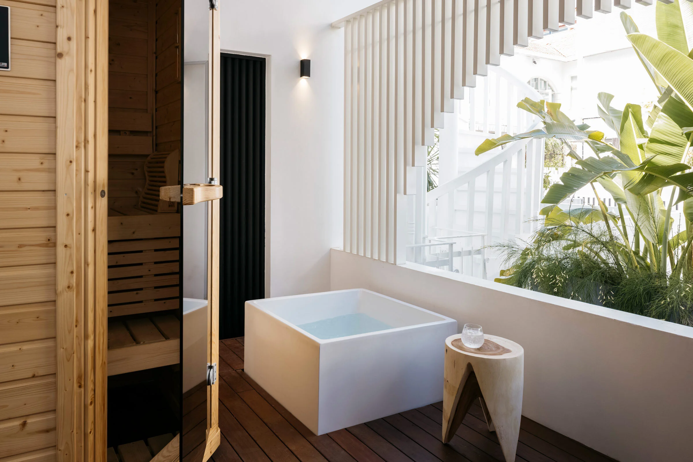 Interior Design - Singapore TRAPEZE REC. CLUB - Wellness Fitness Gym ...