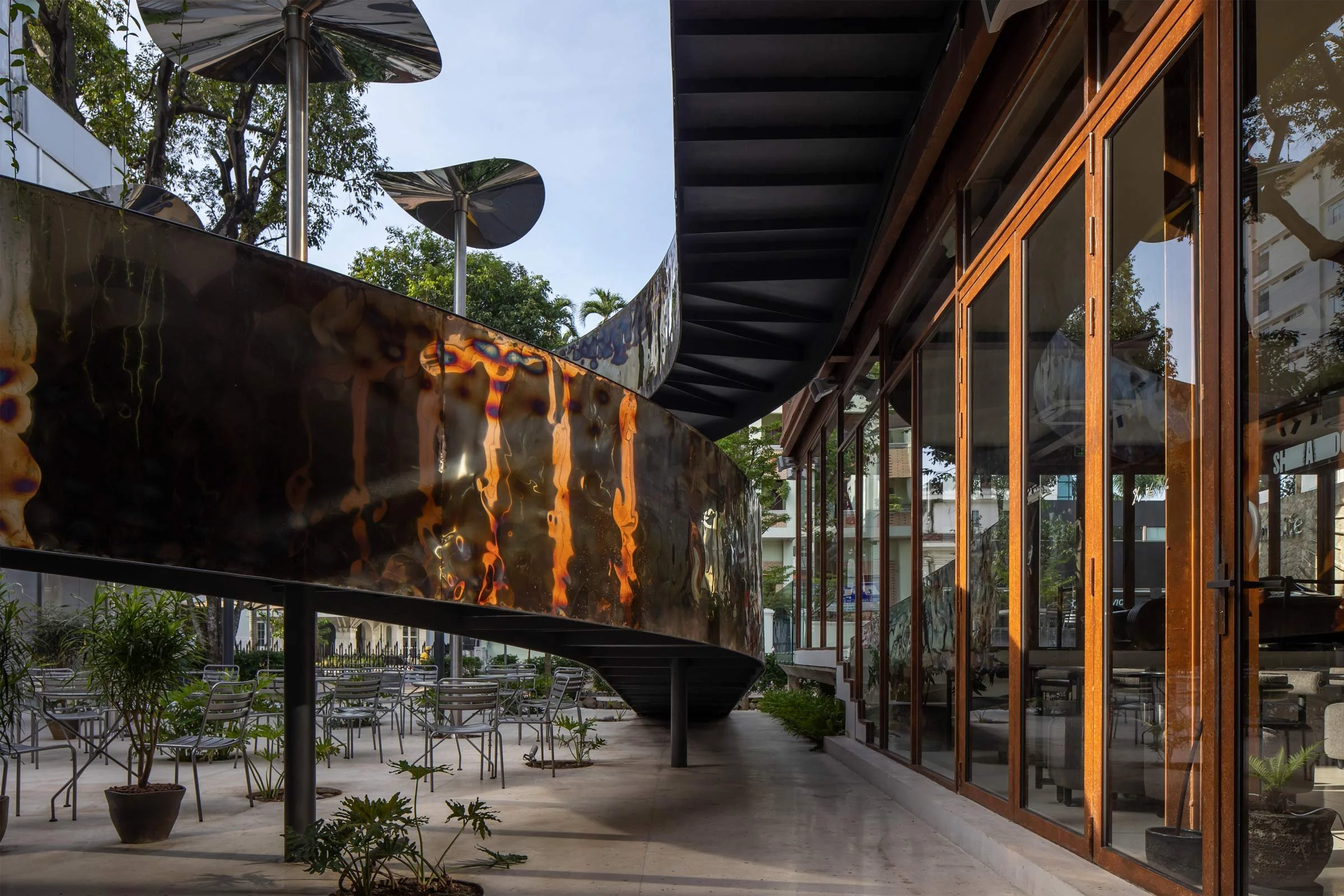 This Box-Like Villa is an Intimate Sanctuary — Design Anthology