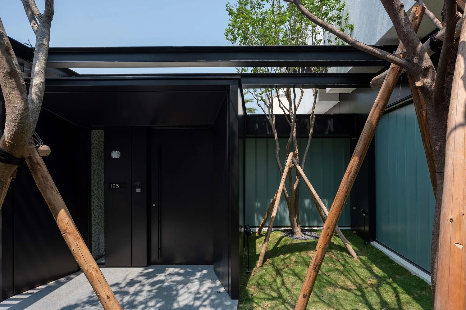 Taiwanese Interior - Home Design at Taiwanese Village by Chain10 Tainan ...
