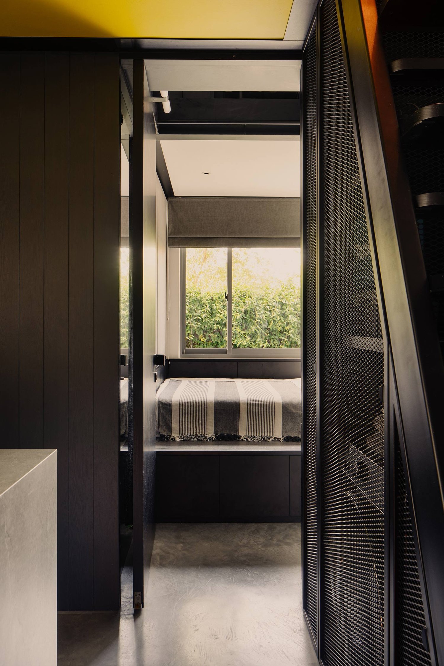 A Weekend Home for Calm & Creativity — Design Anthology