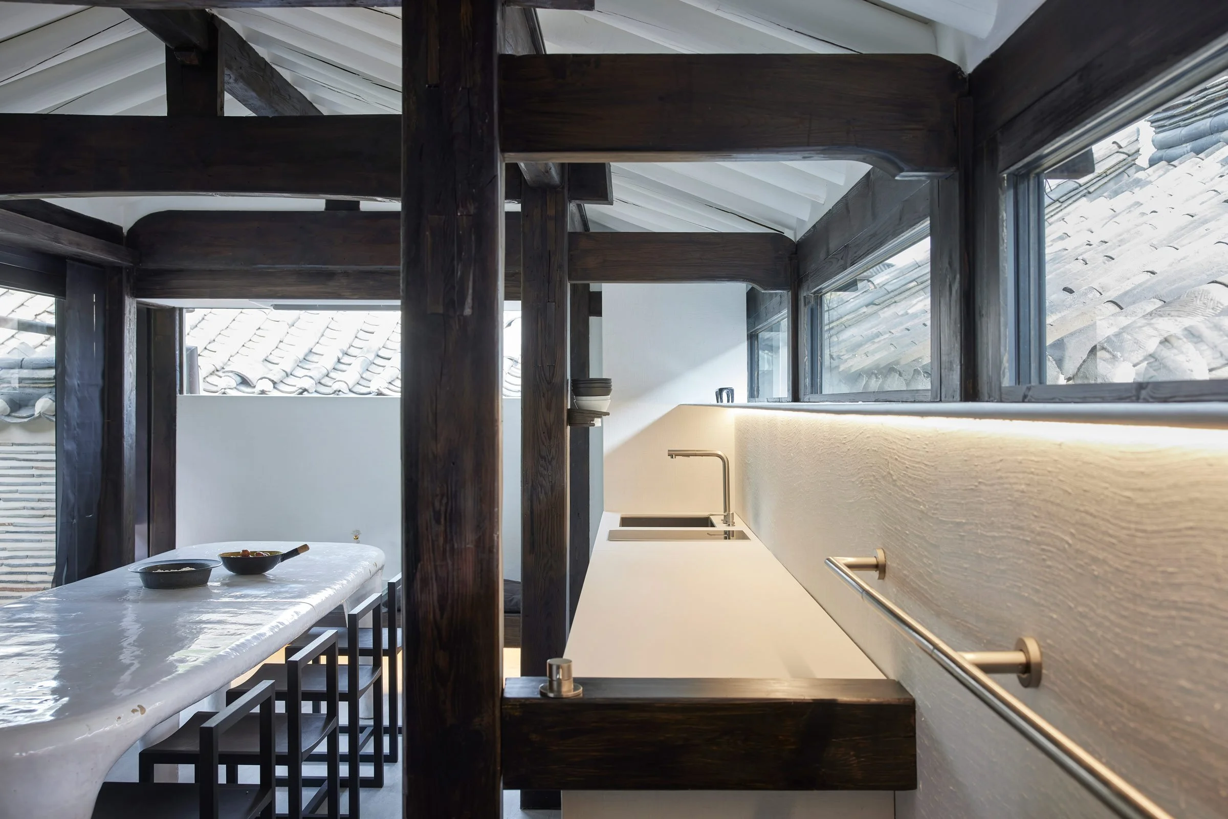 A Modern Hanok Hotel in the Heart of Seoul — Design Anthology