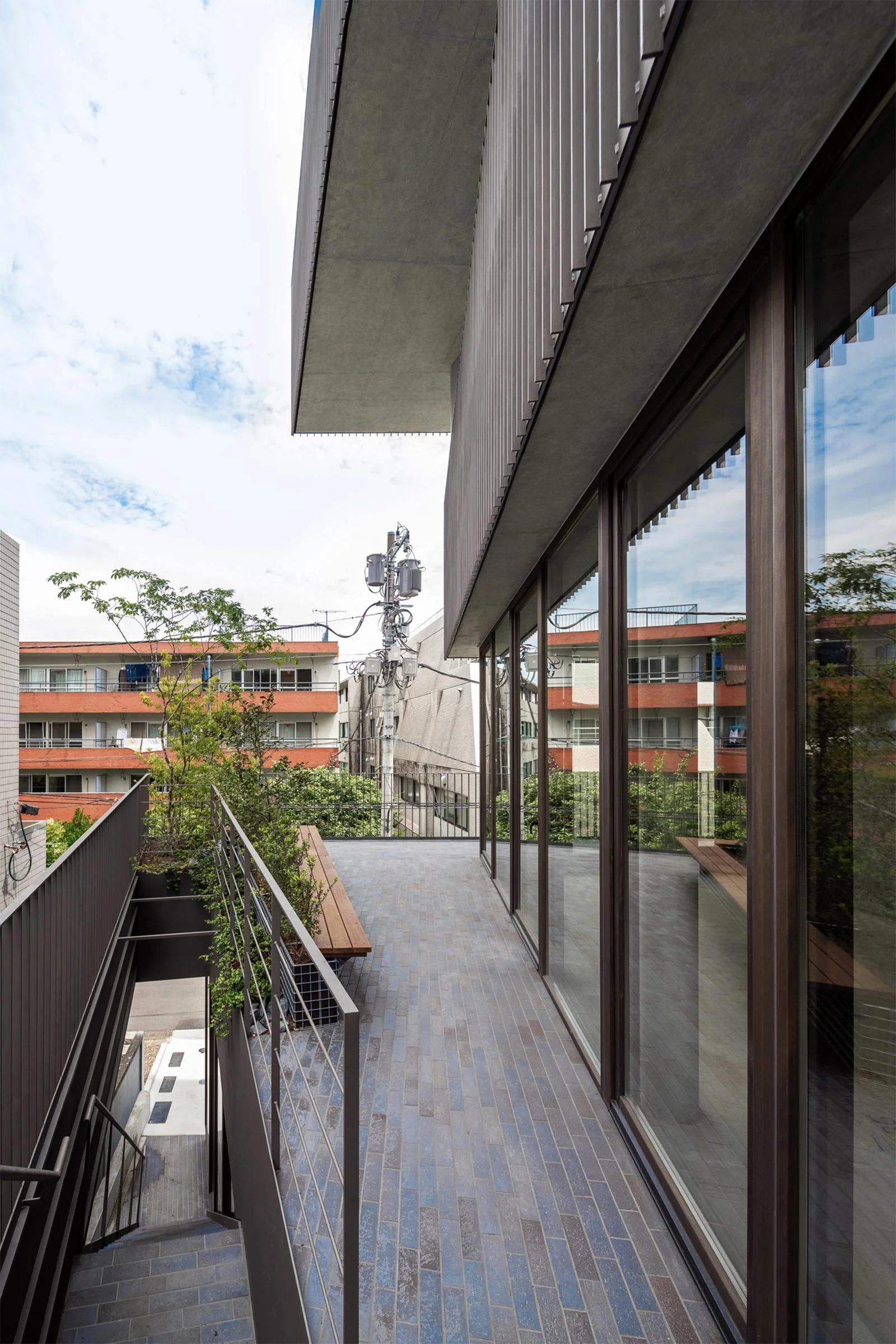 Architecture Japan - An Ingenious Stacked Mixed-Use Home in Tokyo ...