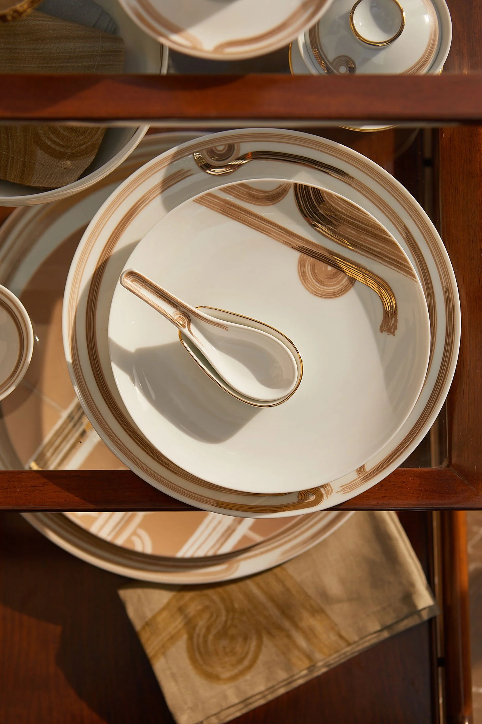 Hong Kong Top Interior Designer - At home with André Fu — Design Anthology