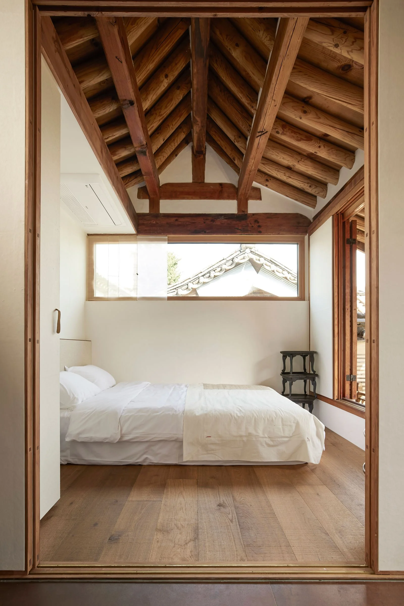 A Modern Hanok Hotel in the Heart of Seoul — Design Anthology