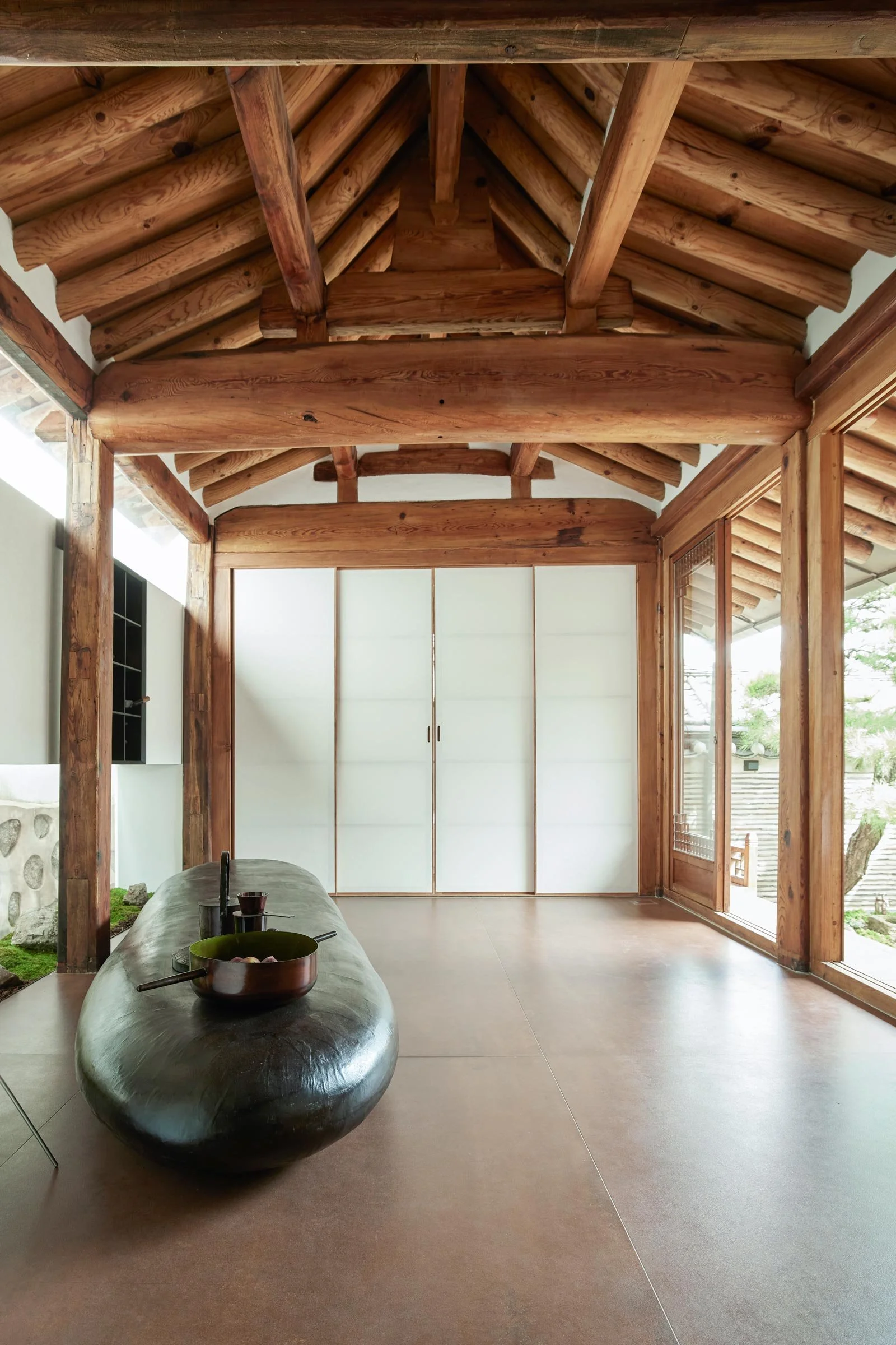 A Modern Hanok Hotel in the Heart of Seoul — Design Anthology