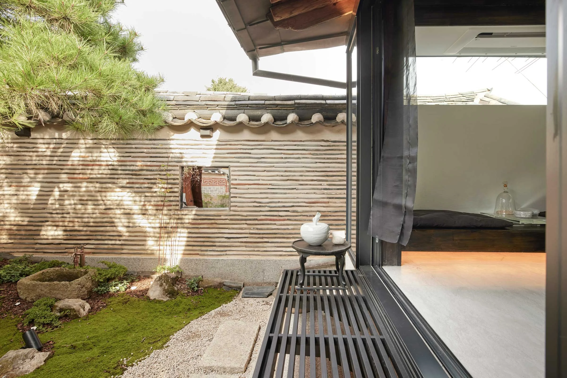 A Modern Hanok Hotel in the Heart of Seoul — Design Anthology