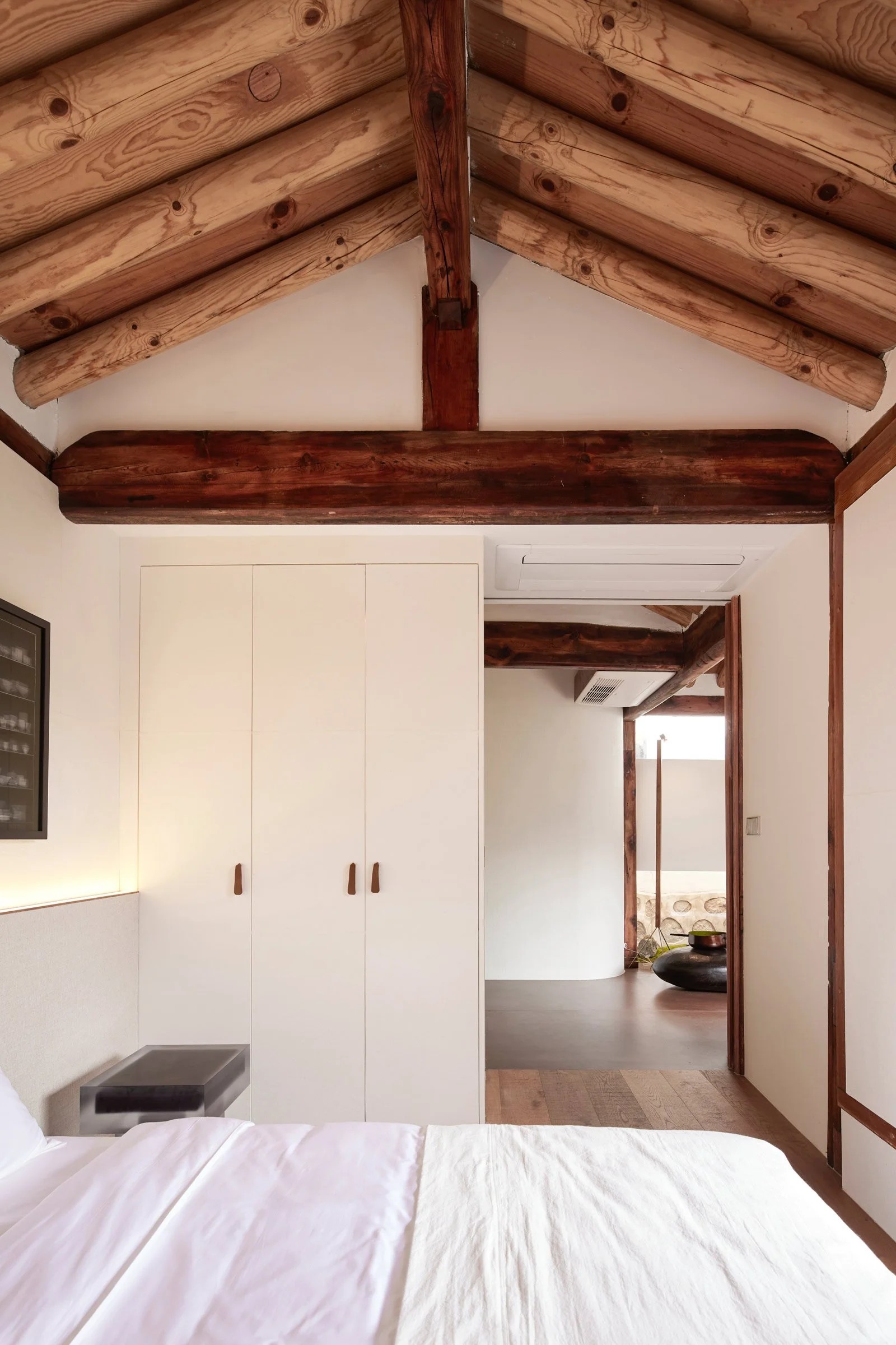 A Modern Hanok Hotel in the Heart of Seoul — Design Anthology