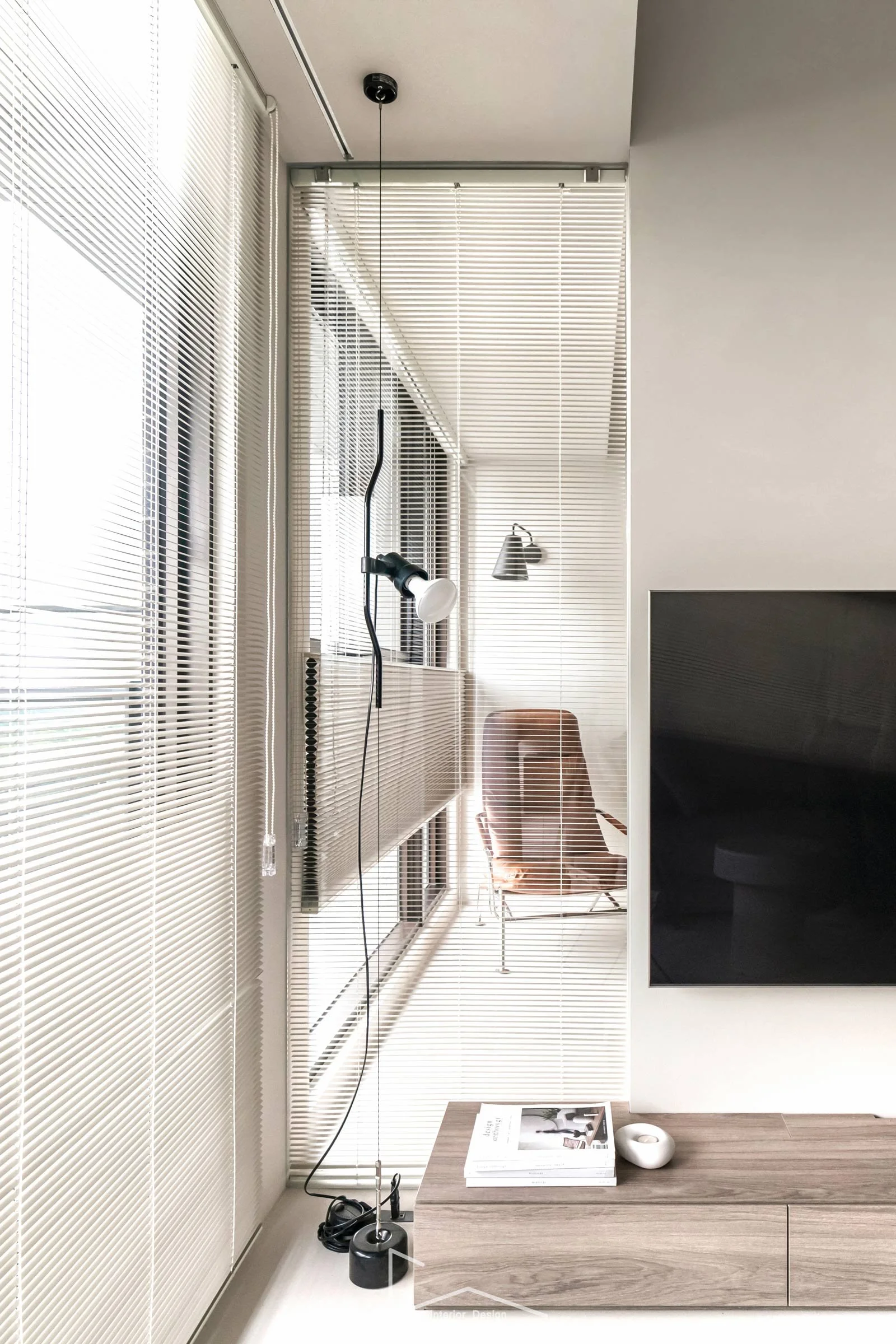 This Petite Apartment Harnesses the Light — Design Anthology