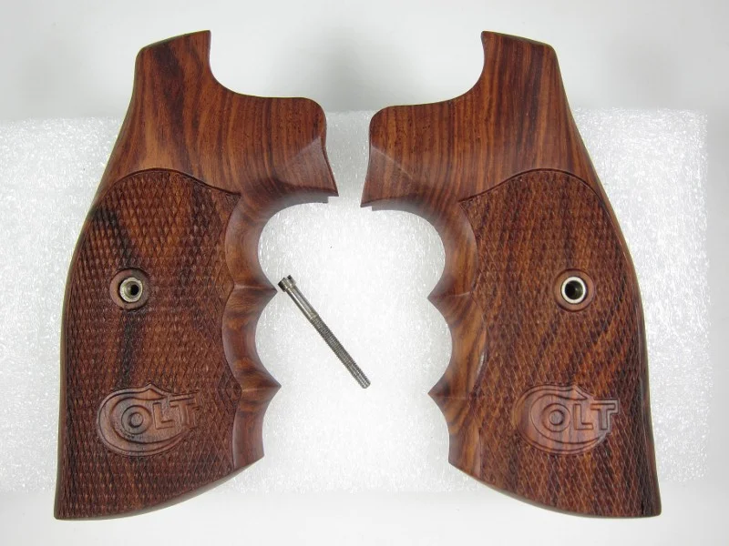 Worldwide Handgun Grips - Handmade handgun grips
