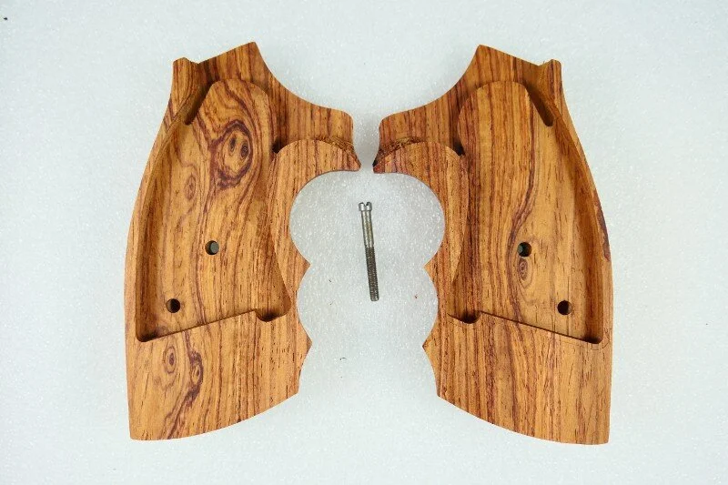 Worldwide Handgun Grips - Colt handgun grips