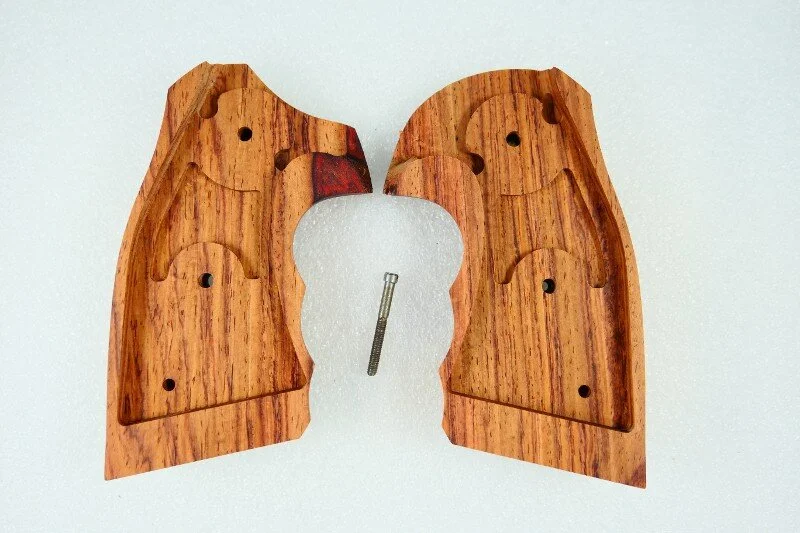 Worldwide Handgun Grips - Colt handgun grips