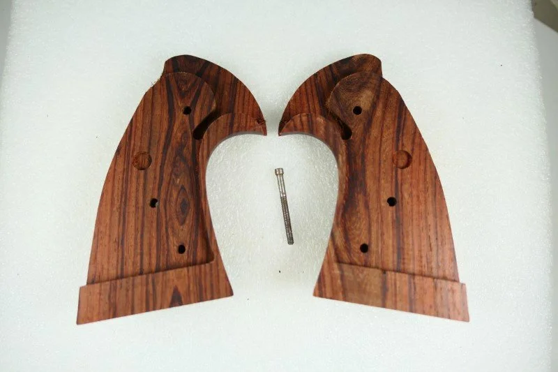 Worldwide Handgun Grips - Colt handgun grips