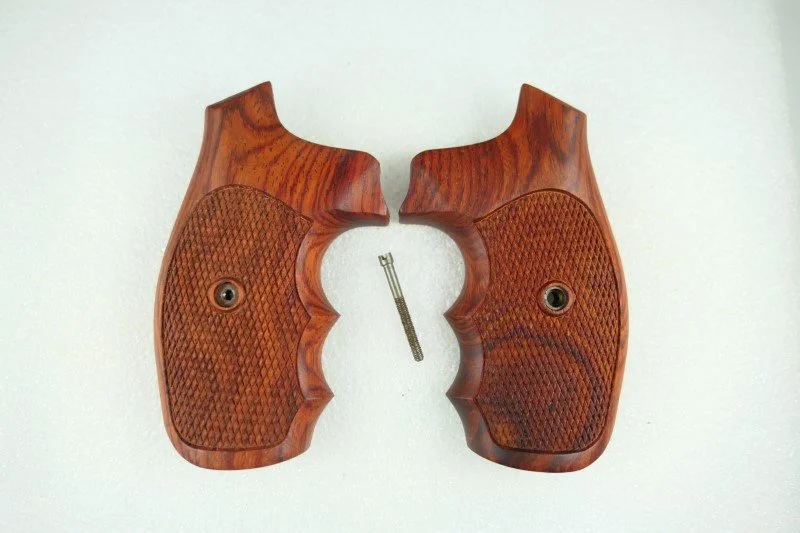 Worldwide Handgun Grips - Colt handgun grips