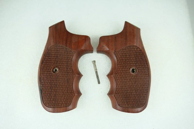 Worldwide Handgun Grips - Colt handgun grips