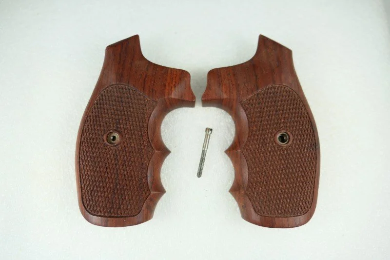Worldwide Handgun Grips - Colt handgun grips