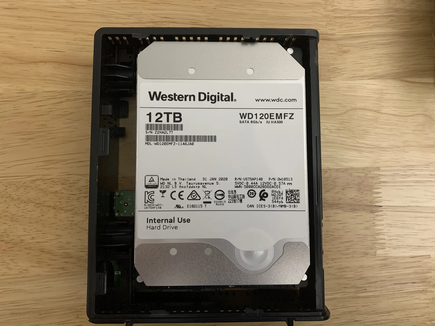 What Hard Drive is in the Western Digital 12TB Easystore? — SPX Labs