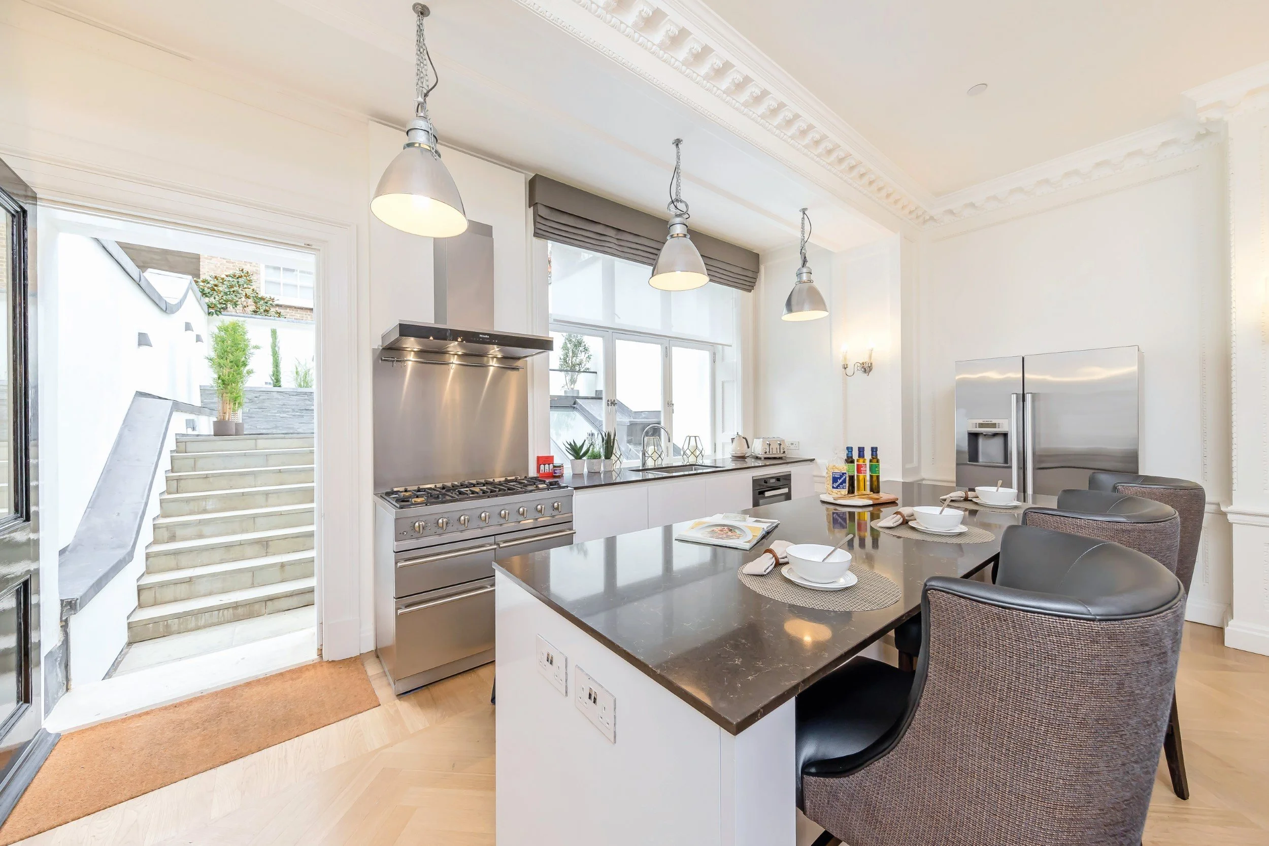 Commercial Projects/Mayfair — Connaught Kitchens
